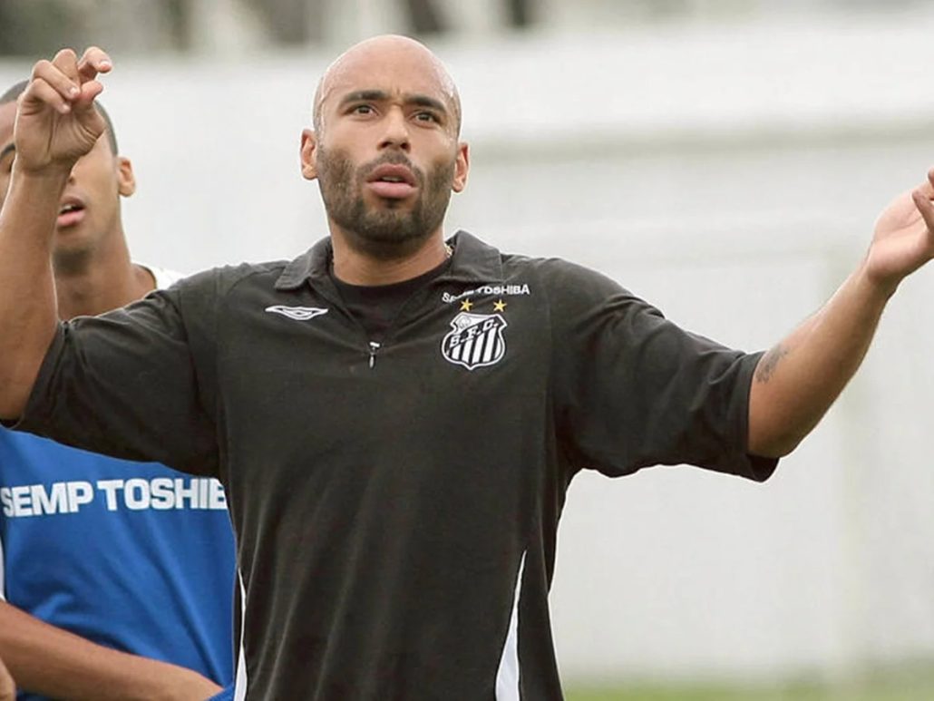 Hijo de Pelé aplaza regreso al Londrina para seguir acompañándolo en ...